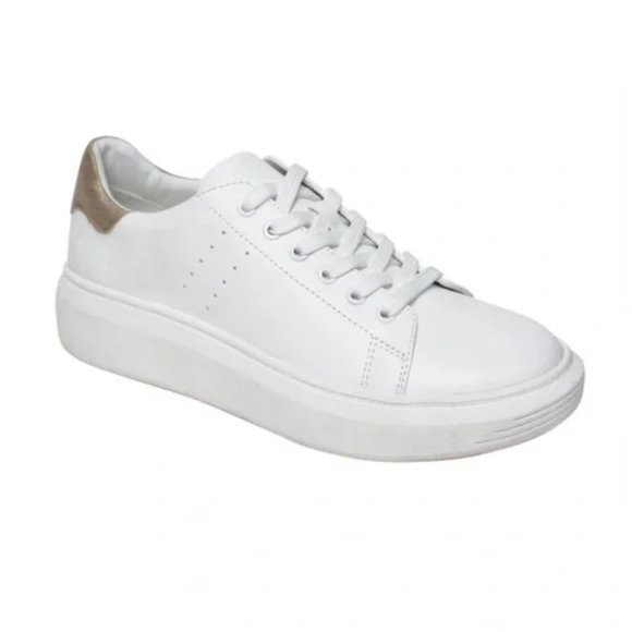 Time And Tru White Sneakers